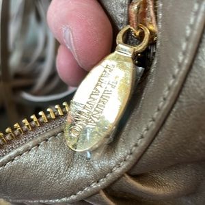 Tarina Tarantino | Bags | Tarina Tarantino Hello Kitty 200 Handbag ...